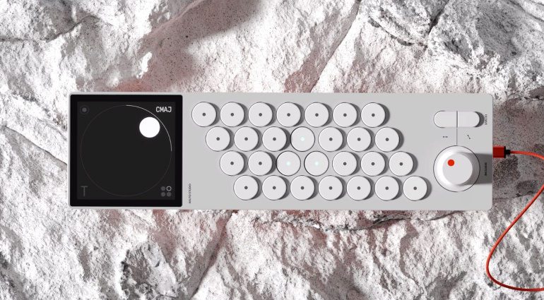 Akuto Studio Chord Machine AKT-0.1: acordes futuristas con un solo dedo ...