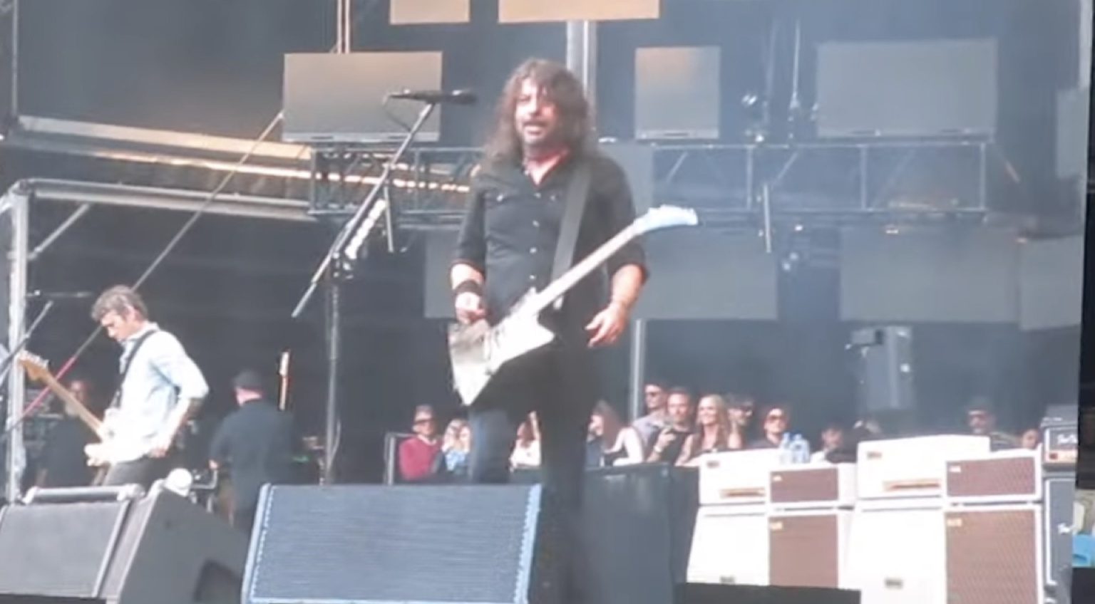 Gibson Dave Grohl Explorer - ¿Nueva signature? - gearnews.es