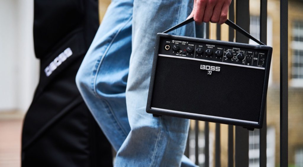Boss Katana-Mini X: mini amplificador de práctica - gearnews.es